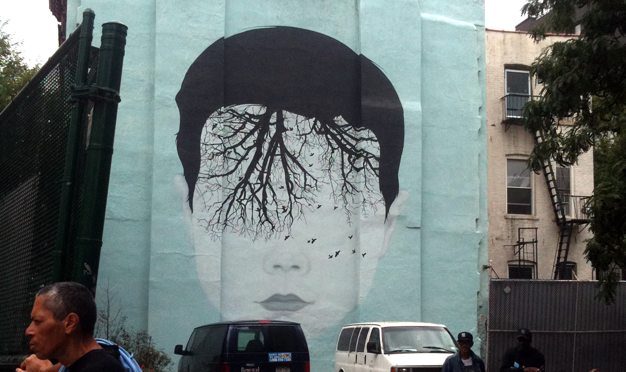 Faces on buildings – Dariel